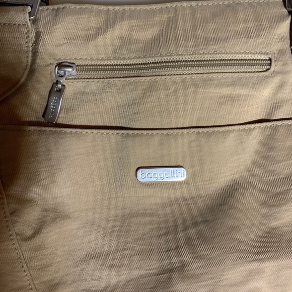 Baggallini | Bags | Baggallini Very Large Tote | Poshmark